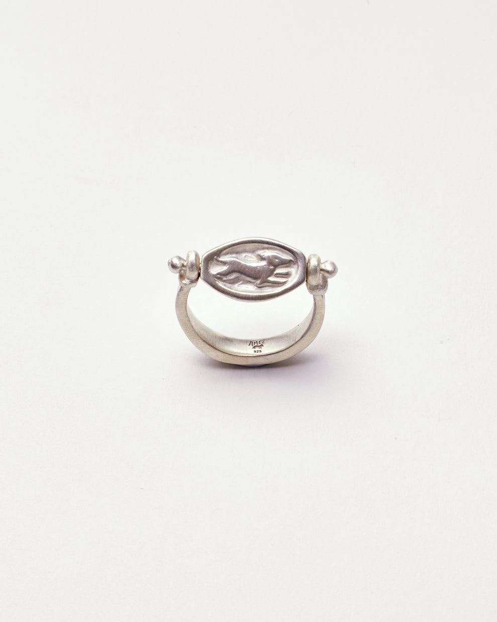 The Chase Ring – Ames, Lizzie